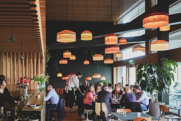 Restaurants an Basels schöner Rheinpromenade entdecken🛥⚓ | basel.com